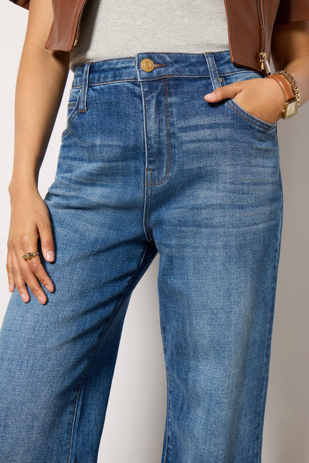 Women's Cuffed Jeans